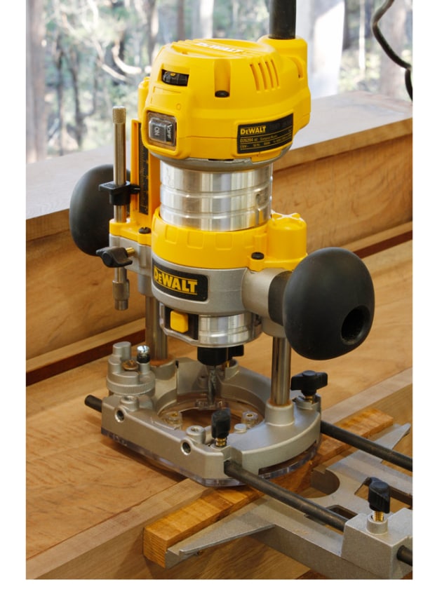 DeWalt D2620 Premium Small Router Kit Australian Wood Review