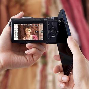 Sony Announces NEX-5T With NFC Sharing - Australian Photography
