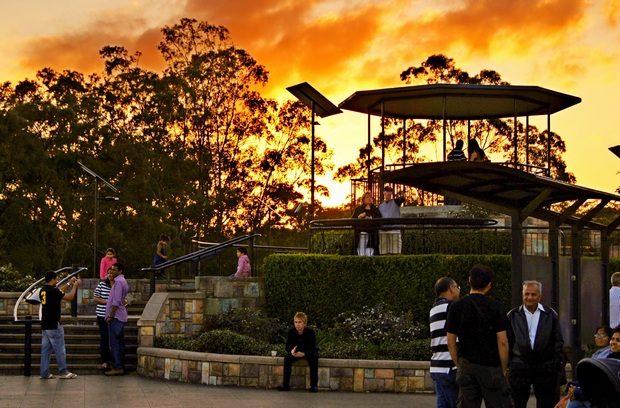 Image Doctor: Mt Cootha Sunset - Australian Photography