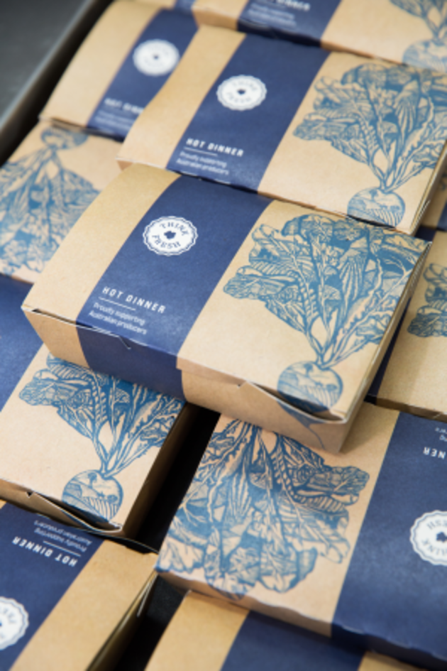 Qantas dinner box scoops design award - PKN Packaging News