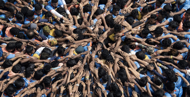 Behind the Lens: The madding crowd - Australian Photography