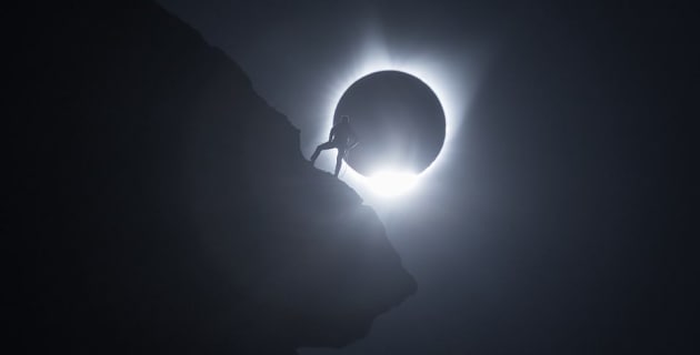 Video: How that iconic climber eclipse photo was made - Australian ...