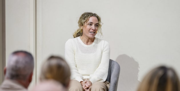 LIVE SYDNEY 2024: “Build your online community first”, Kristy Chong ...