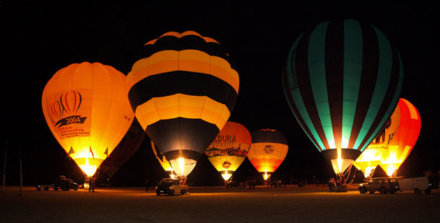Balloon Trek Planned for AUSFLY - Australian Flying