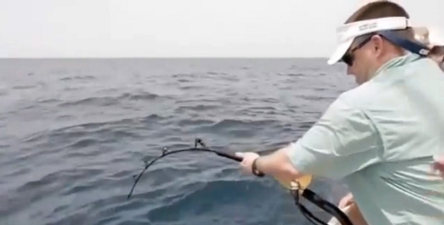 Video: Rod breaking compilation - Fishing World