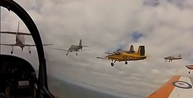 FRIDAY FLYING VIDEO: RAAF Trainer Formation - Australian Flying