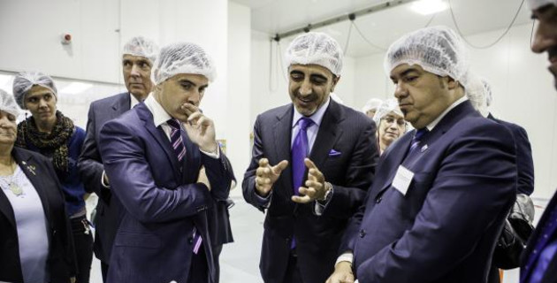 The Hon Peter Walsh opens Chobani's $30 million yoghurt factory - Food ...