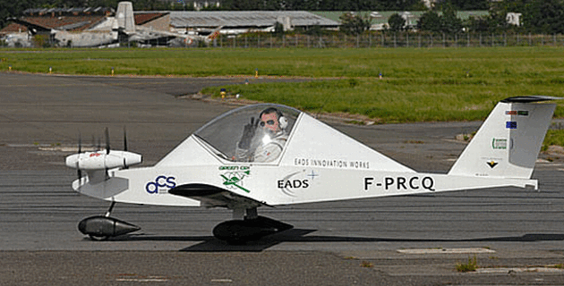 First all-electric aerobatic aircraft gets airborne - Australian Flying