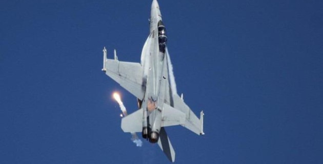 Raytheon completes Delta Design Review for upgraded Super Hornet EW ...