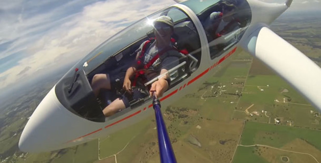 FRIDAY FLYING VIDEO: Go-Pro Glider - Australian Flying
