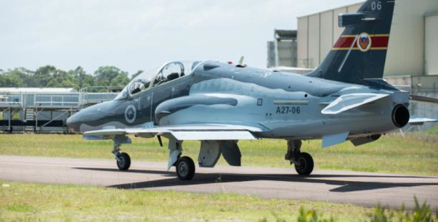 Defence signs $125m Hawk trainer maintenance contract - Australian ...