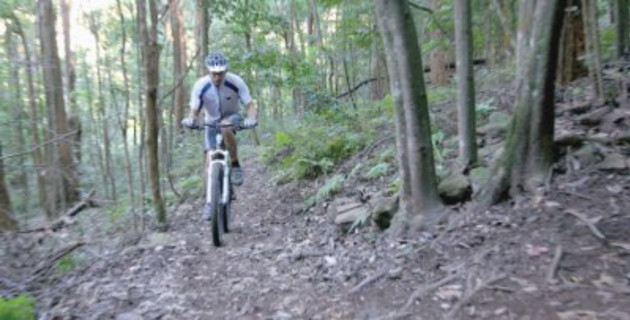 How to Climb Steep Switchbacks - Mountain Biking Australia magazine