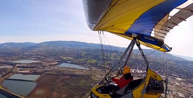 FRIDAY FLYING VIDEO: Turbulent Trike - Australian Flying