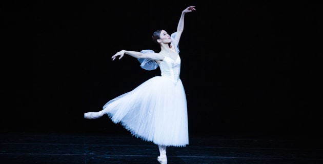 REVIEW: The Australian Ballet’s ‘Etudes/Circle Electric’ - Dance Australia