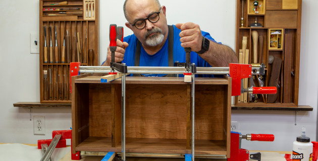 How to make a veneered display cabinet - Australian Wood Review