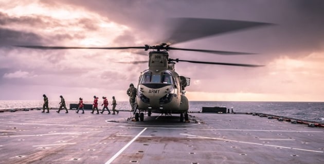 Chinooks complete flight trials at sea - Australian Defence Magazine