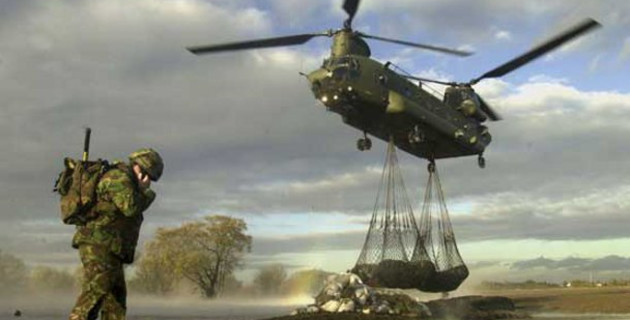 Army takes delivery of two Chinook helicopters - Australian Defence ...