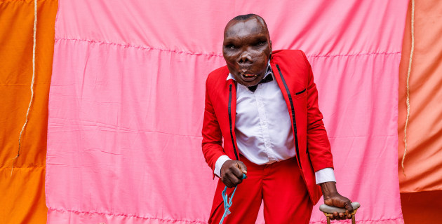 National Photographic Portrait Prize announces Art handler's prize ...