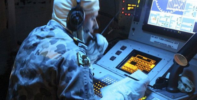 Mine hunters in training - Australian Defence Magazine