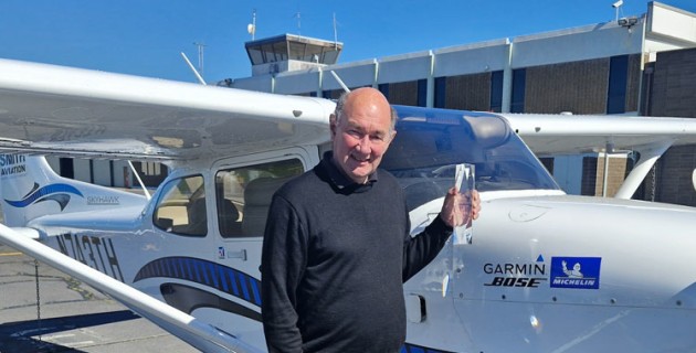 Mike Smith wins Best Flight School in the USA - Australian Flying