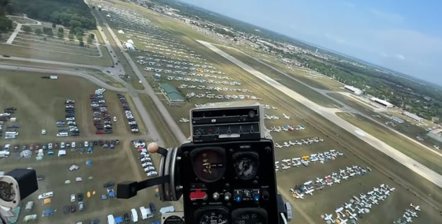 FRIDAY FLYING VIDEO: Bell 47 over Oshkosh - Australian Flying