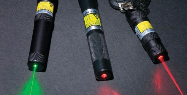 Why use a laser rescue flare? - MySailing.com.au