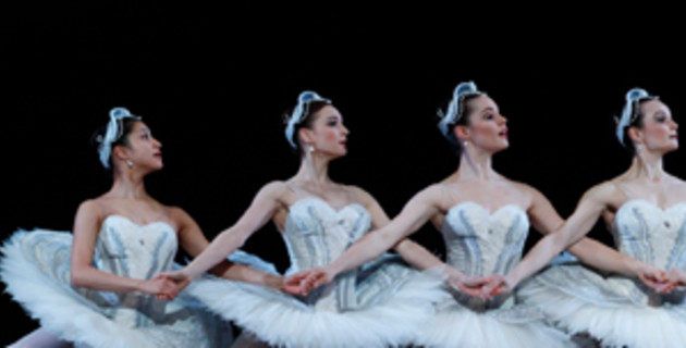 The Australian Ballet shares the love - Dance Australia