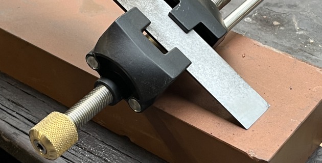 TESTED: Veritas side clamping honing guide - Australian Wood Review