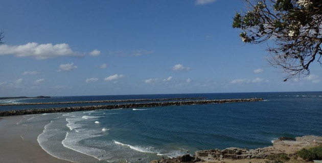 Proposed Yamba mega-port would spell the end for iconic breakwalls ...