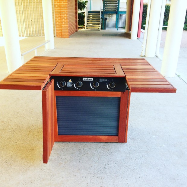 Outdoor Entertainment Barbeque Table - Australian Wood Review