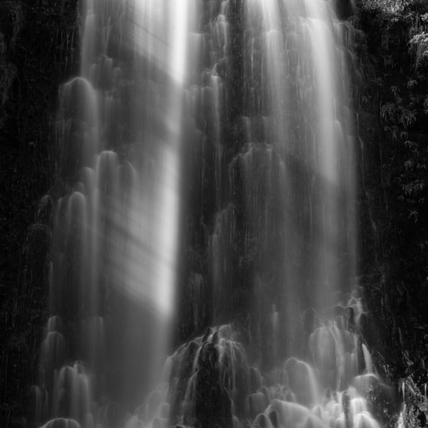 Falling Beams - The Mono Awards